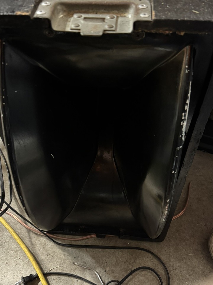 ELECTRO VOICE DH 1506 TWEETERS,HORNS AND THROATS In Wooden Travel ...