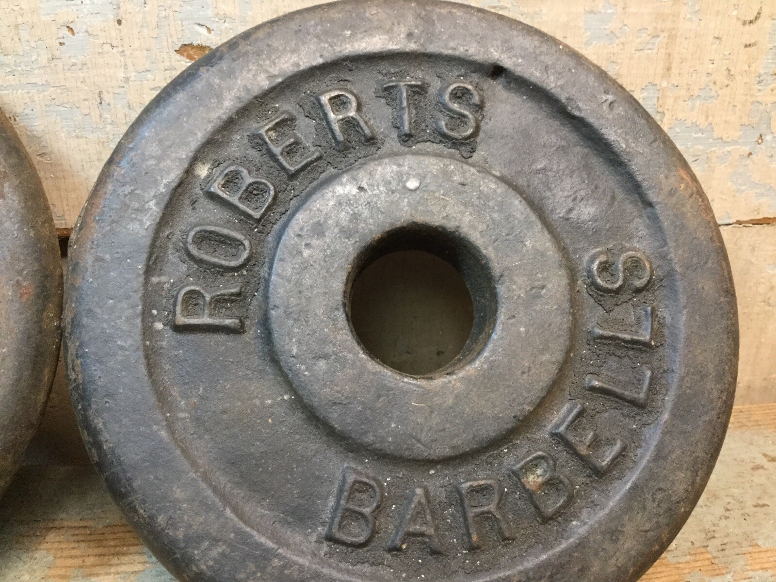 2 Vintage ROBERTS BARBELL PLATES 5 Lb Standard Weights Dumbbell 10lb ...