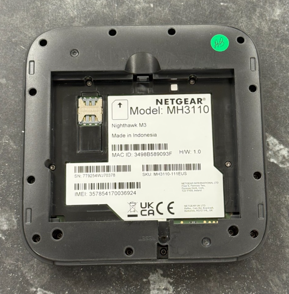Netgear Nighthawk M3 Portable WiFi 6 Hotspot 5G Router - Excellent ...