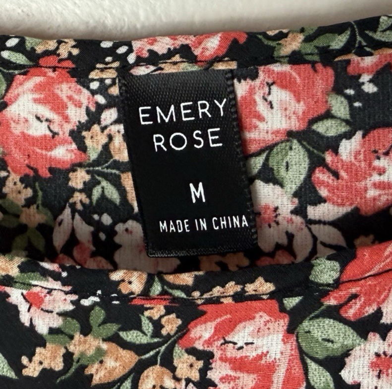 Emery Rose Blouse Size Medium Top Short Sleeves Floral Black Red Green ...