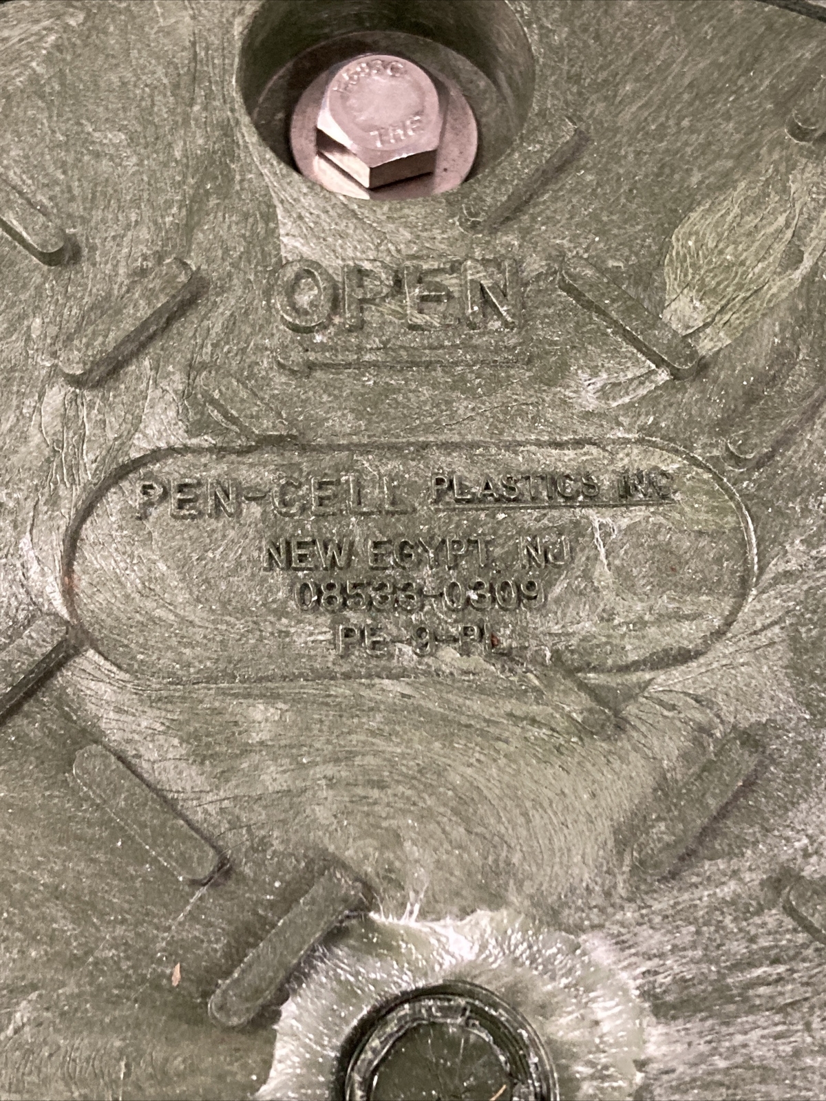 HUBBELL PEN-CELL PE-9 UNDERGROUND ELECTRICAL BOX/COVER WITH DISK MARKER ...