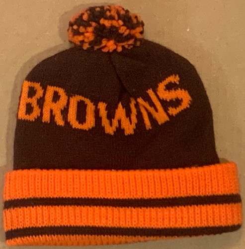 Vintage Knit Winter Pom Beanie Cleveland Browns Stocking Cap Hat FREE ...