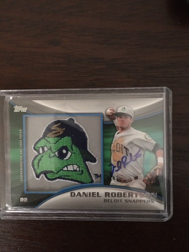 Daniel Robertson Auto Signed Pro Debut Patch Card | eBay