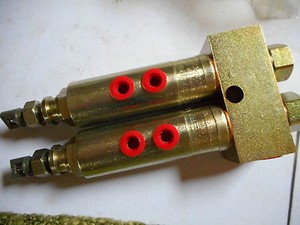 LINCOLN SL-1 CENTRO-MATIC GREASE INJECTOR ATLAS COPCO 26570757 NEW | eBay