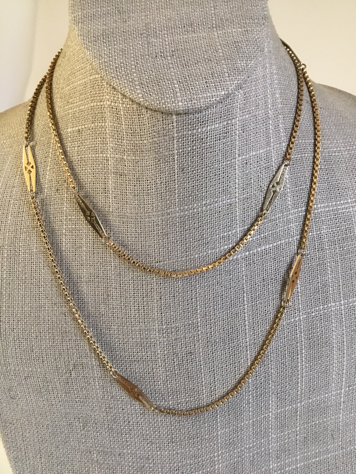 BOZART Gold Tone Necklace Box Chain Ornate Gold Tone Stations 35” Made ...