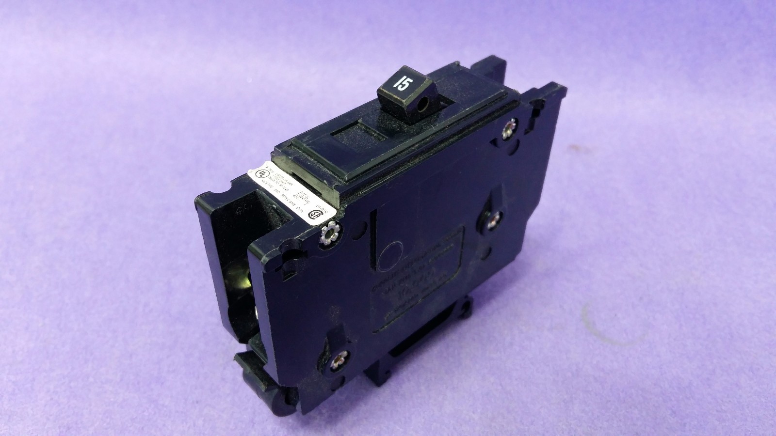 Cutler-Hammer E7819 15A 1-Pole Circuit Breaker 15 AMP 120v/240v,USED | eBay