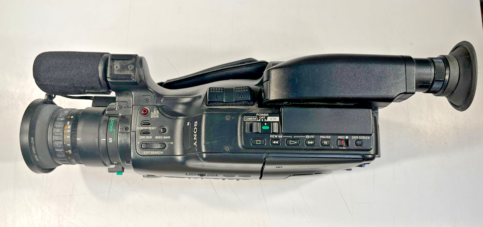 Vintage Sony CCD-V101 Handycam Hi8 Video Camera Recorder for Parts or ...