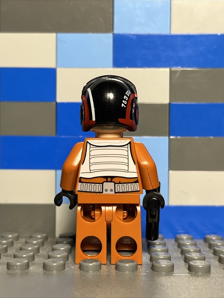 LEGO Poe Dameron Minifigure Jumpsuit Helmet sw0658 75102 Star Wars CMF ...