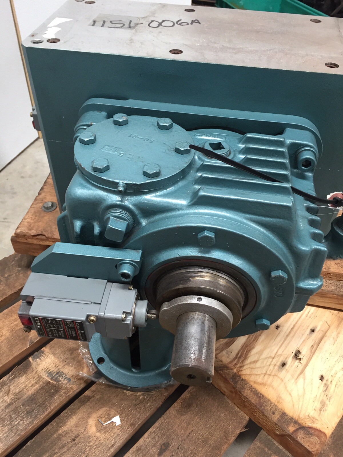 CAMCO 512P3H40-270 Parallel Index Drive 3 Position | eBay