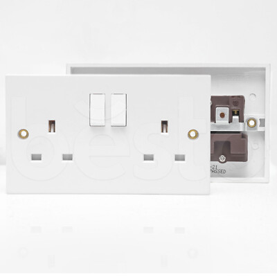 13 Amp White Plastic Switched Plug Sockets UK Light Electrical Wall ...