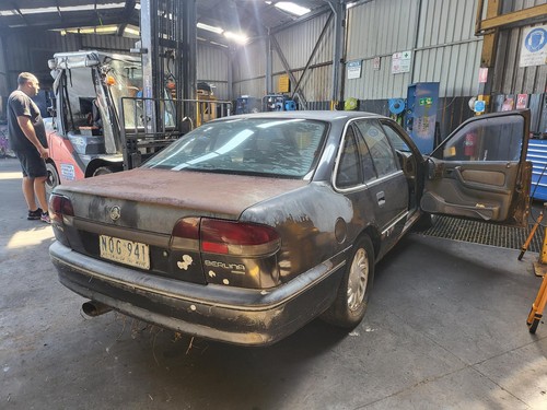 Holden Commodore Centre Console VS 04/1995-11/2000 | eBay Australia