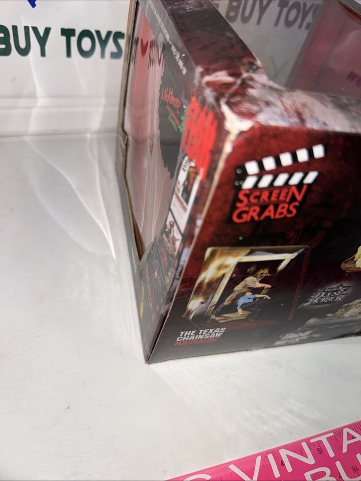 MEZCO CINEMA OF FEAR SCREEN GRABS-NIGHTMARE ON ELM STREET 3-WORM SCENE ...