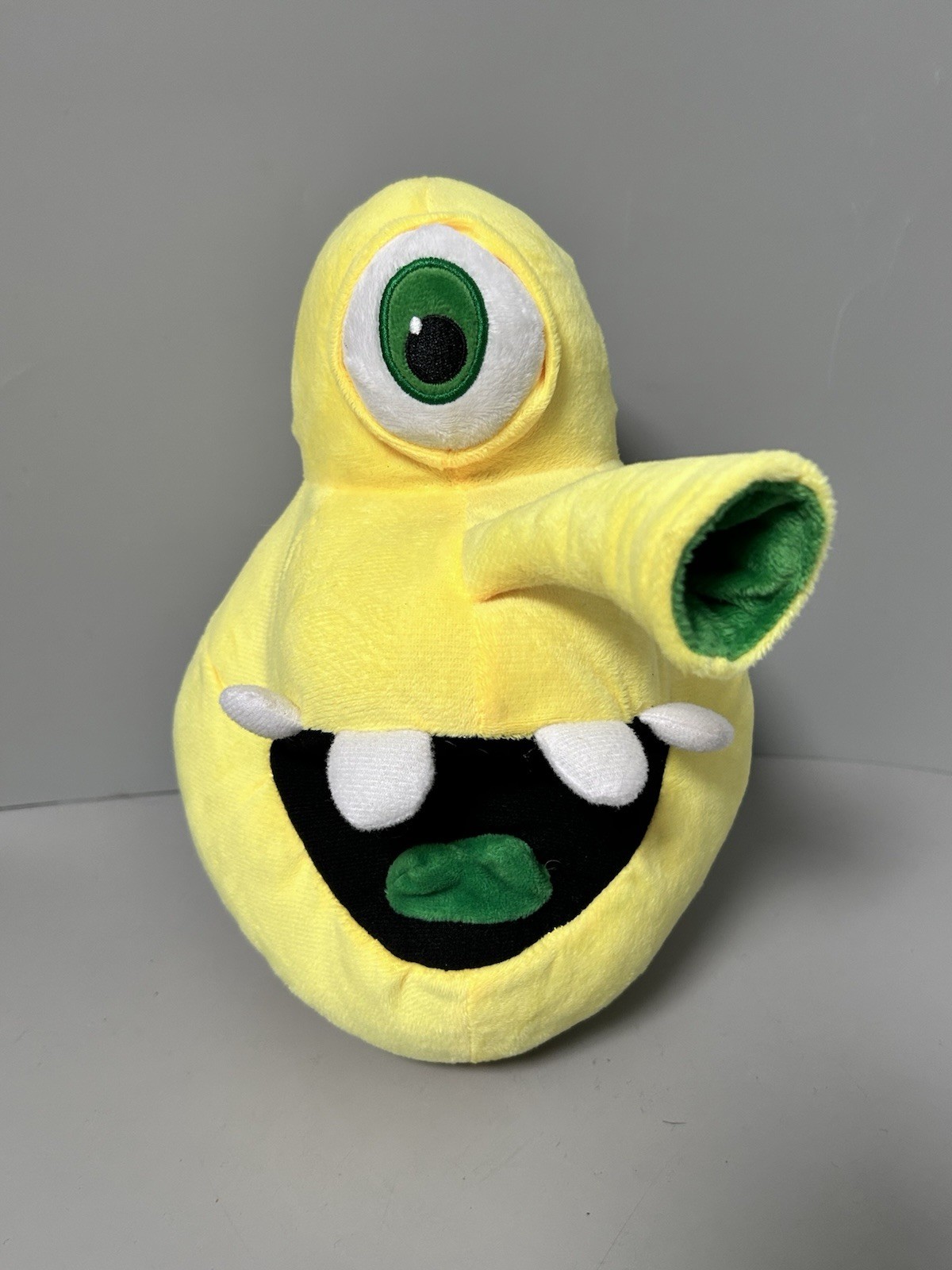 Luna Luna Kenny Scharf Yellow & Green Cyclops Monster Hand Puppet Plush ...