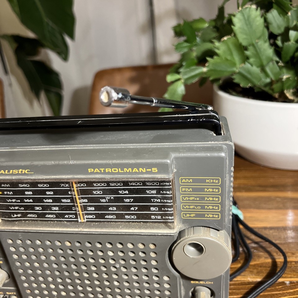 1978 REALISTIC PATROLMAN-5 Multiband Radio (AM/FM/UHF/ VHF - Hi/Low ...