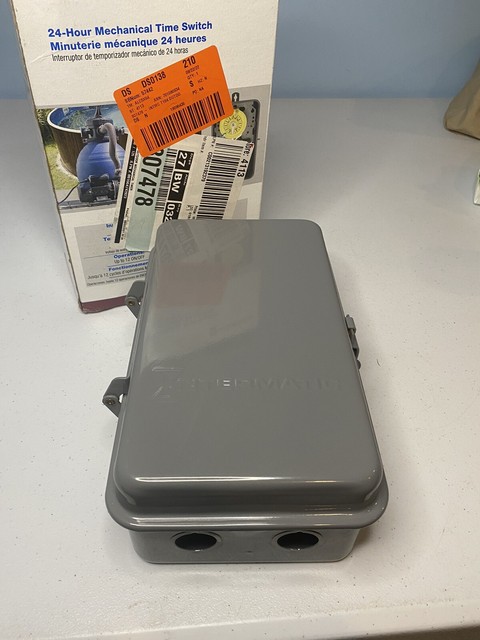 Intermatic T104R 208-277V 24 Hour Mechanical Time Switch - Gray for ...