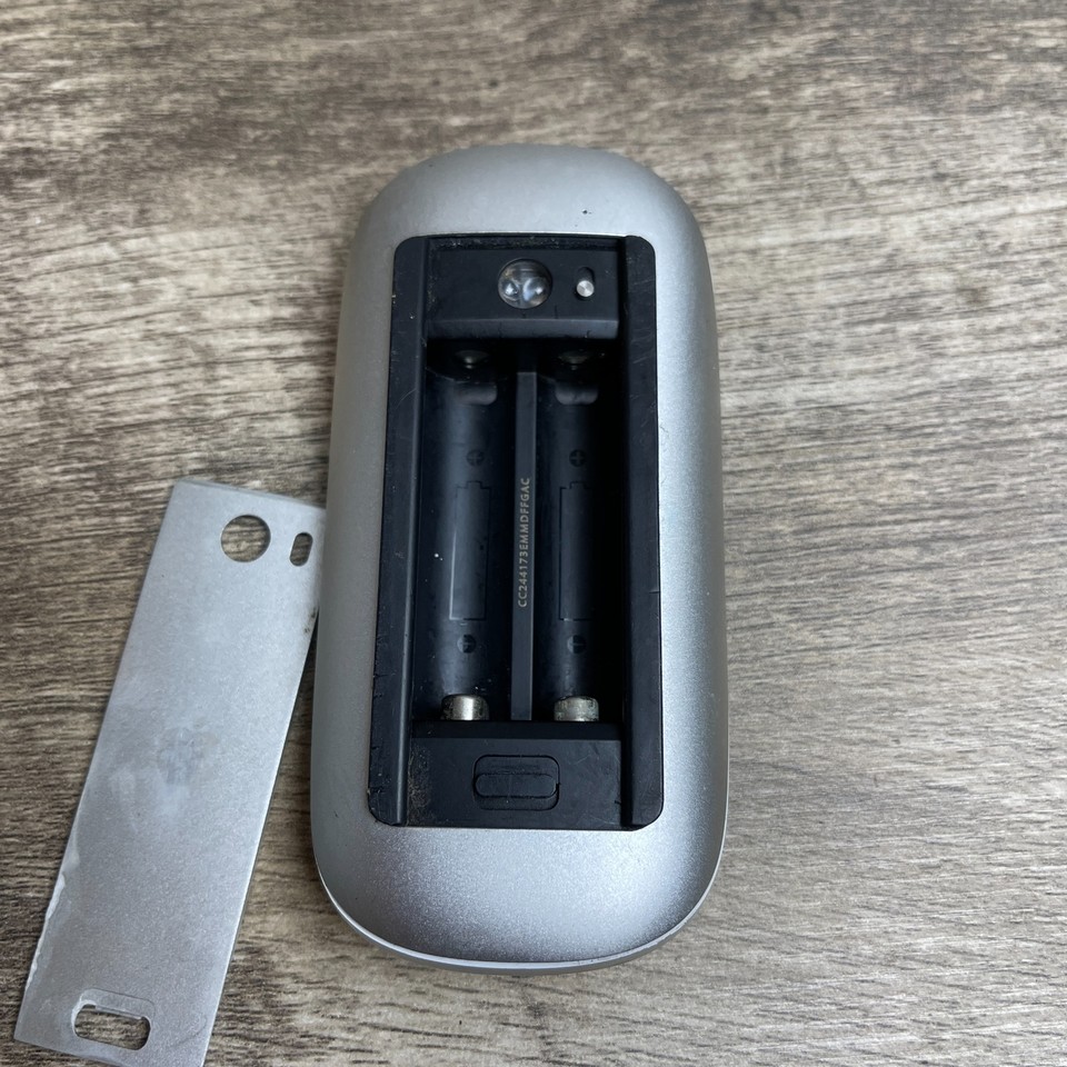 Apple Magic A1296 3VDC First Gen Laser Mouse White Bluetooth Multi ...