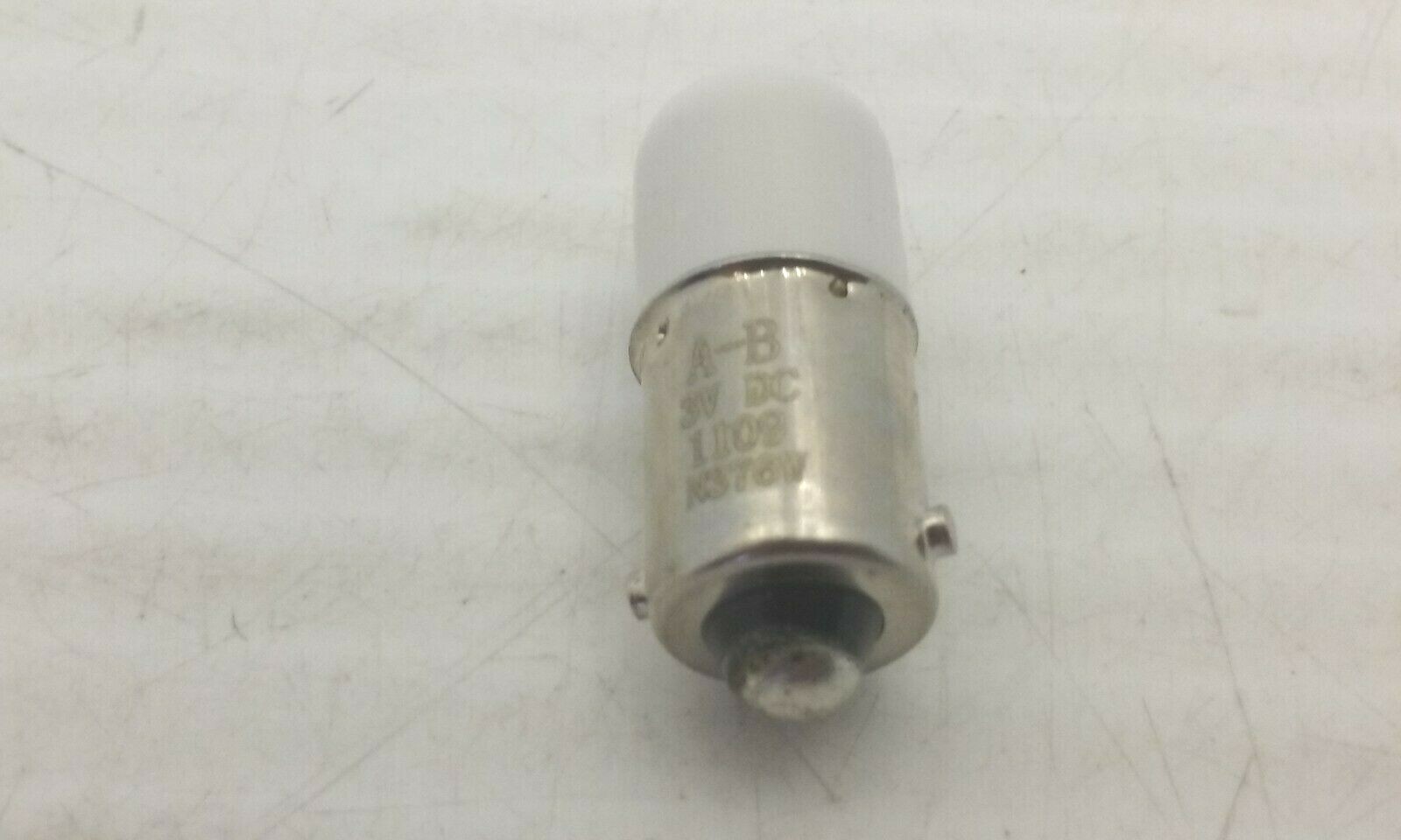 ALLEN BRADLEY 800T-N376W PILOT LIGHT LED LAMP WHITE USE WITH 800TC-N374 ...