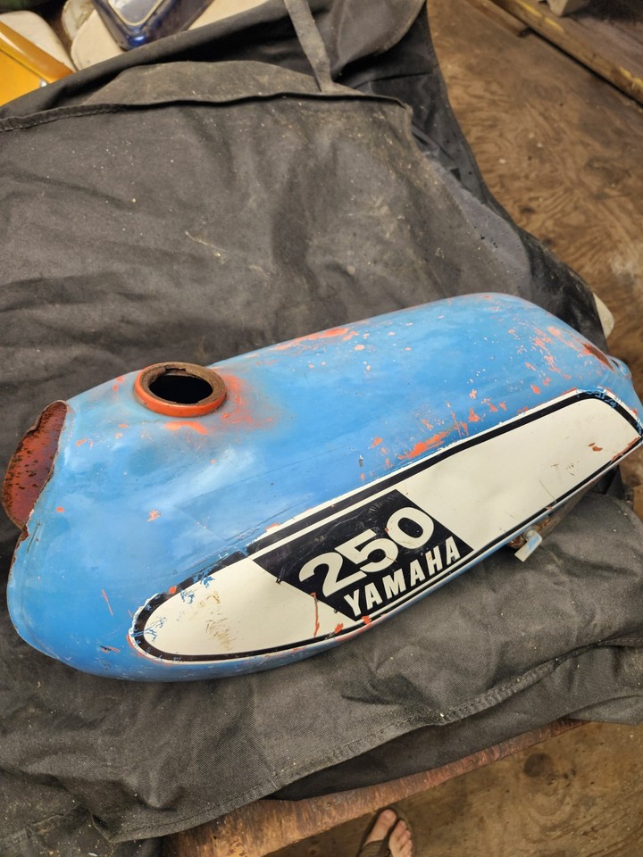 Yamaha 1975 DT250 Gas Tank DT 250 with Petcock 75 | eBay