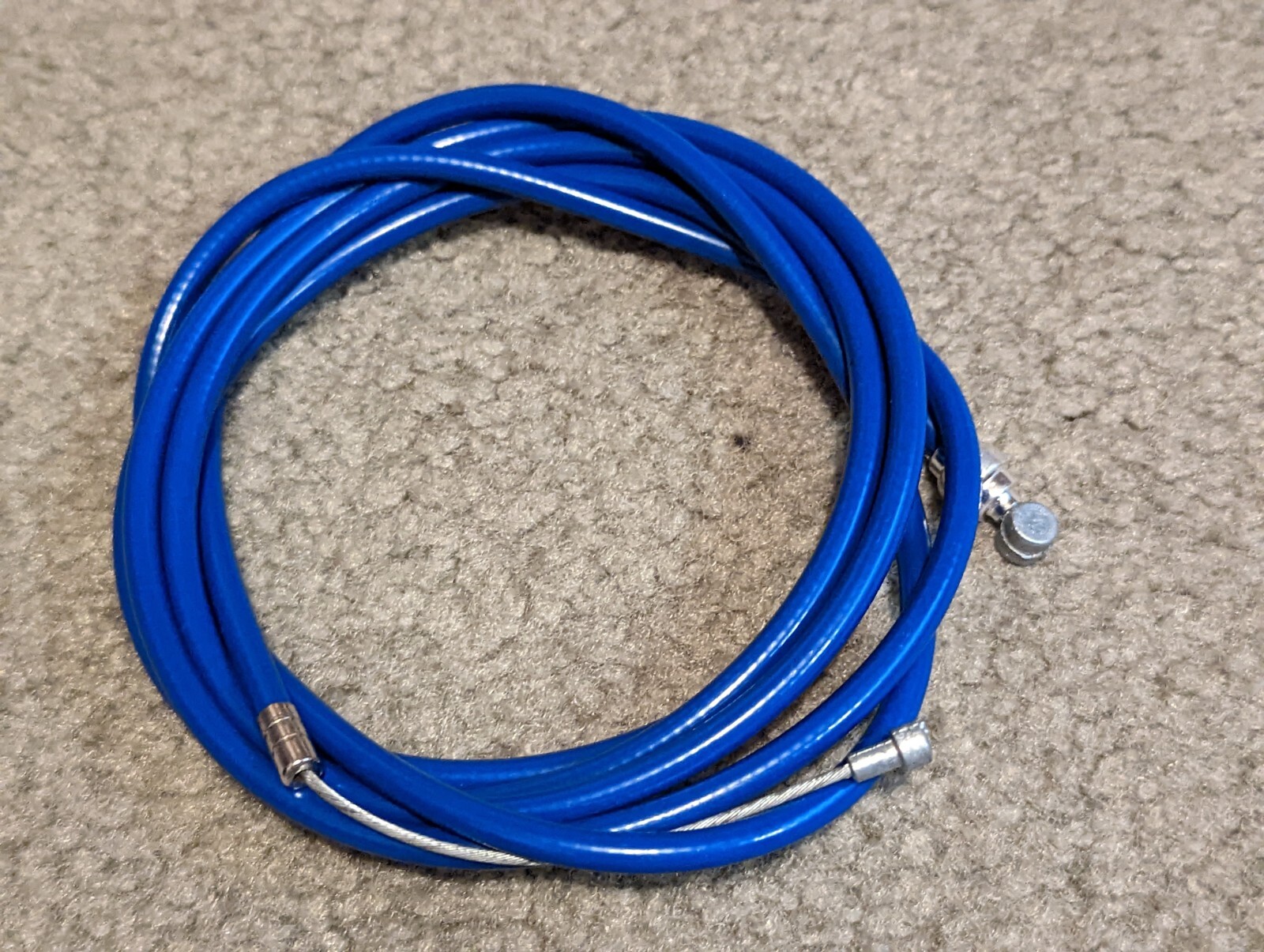 1 NEW BLUE BRAKE CABLE FOR BICYCLE HAND BRAKES WITH LINER (MOST COLORS ...