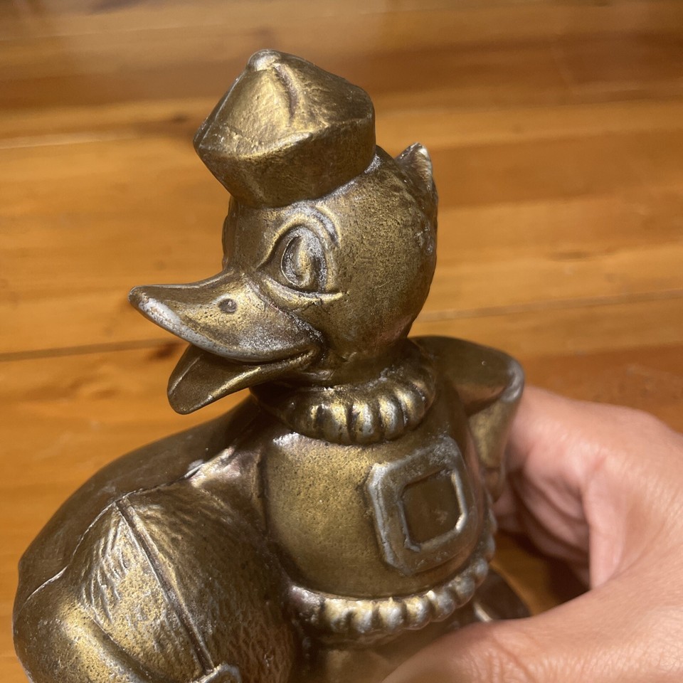 Old University Of Oregon Ducks Mascot Citizens Bank Metal Statue Paper ...