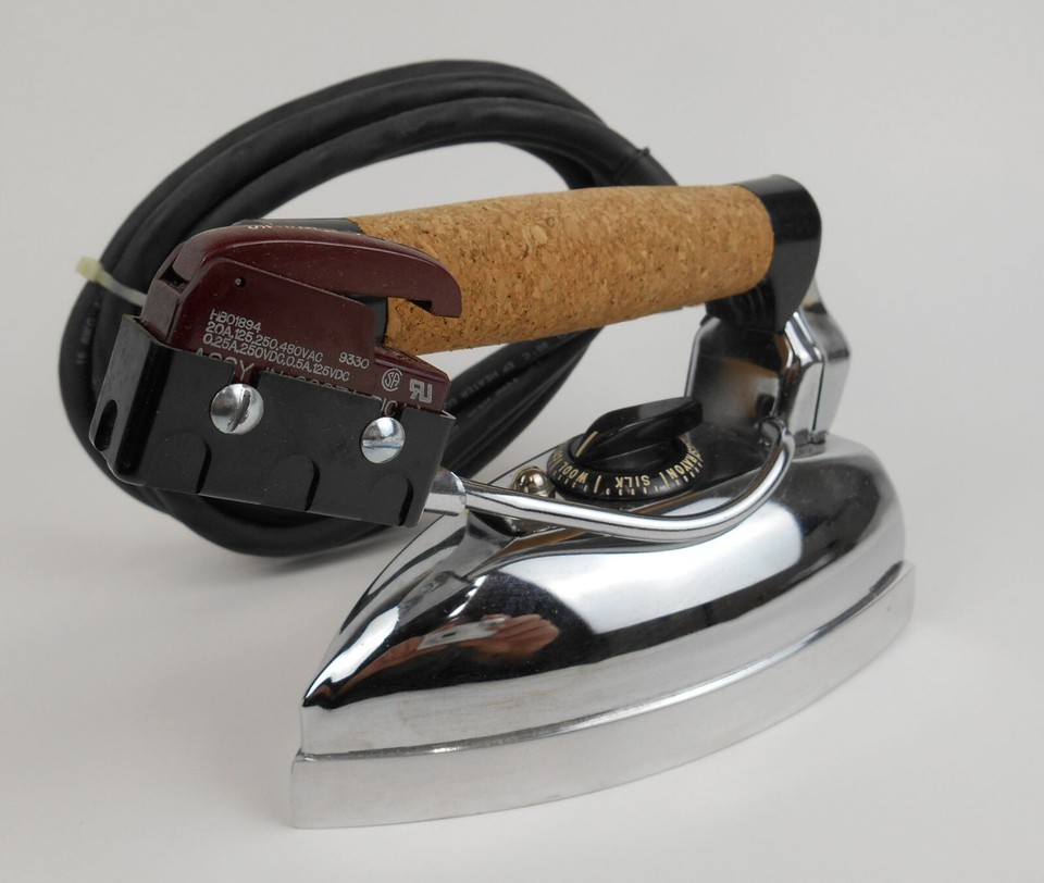 Steam King Electric Iron Model SK-1 1000 Watt 120 Volt | eBay