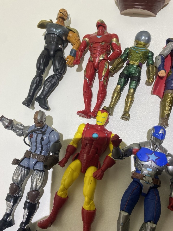 Marvel Legends Batman Spiderman Lot Of 33 Action Figures And Extras ...