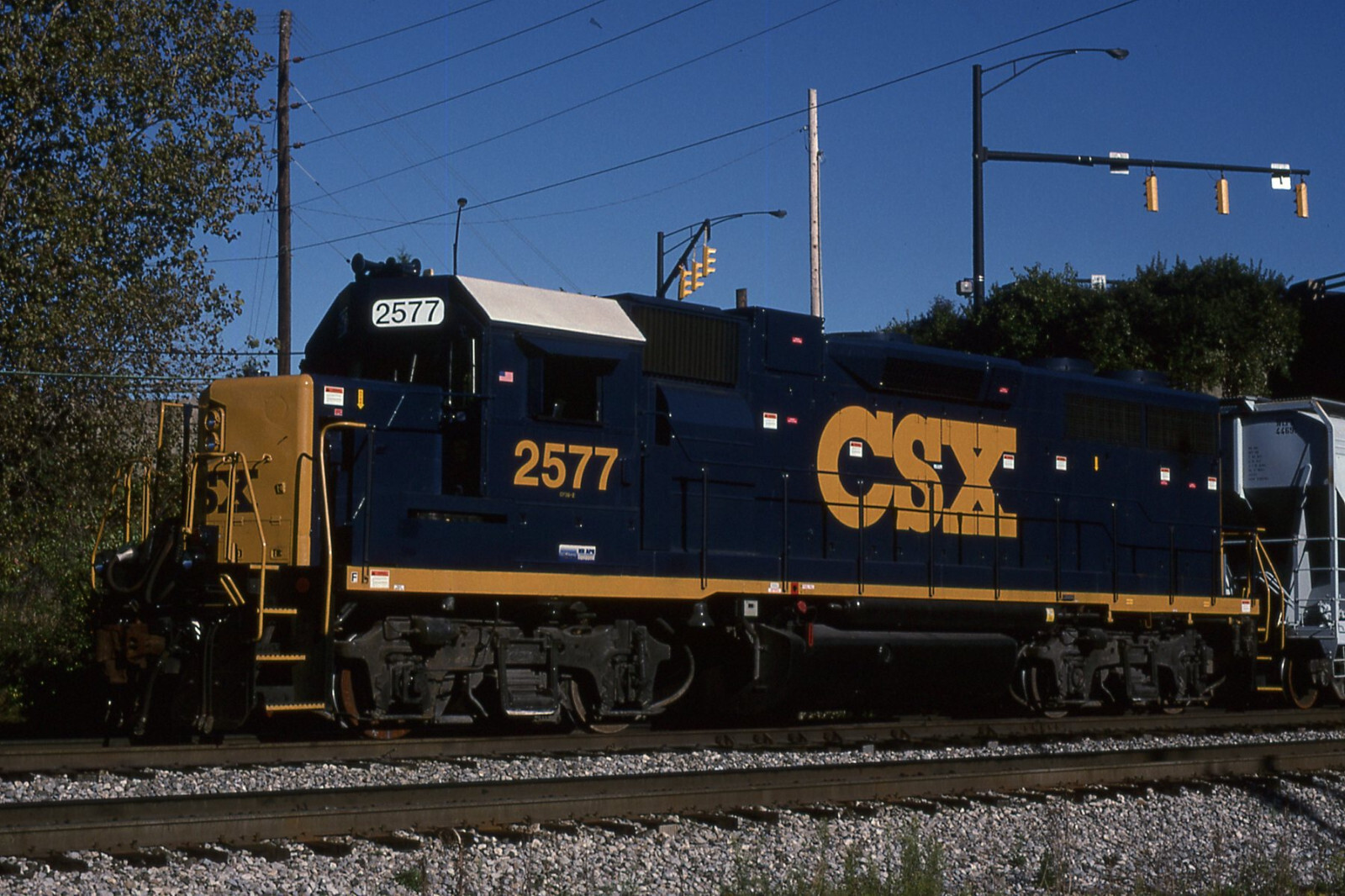 CSX GP38-2 2577 IN 2003 CSXT ORIGINAL SLIDE | eBay