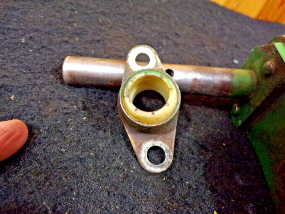 John Deere 140 H1 Hydrostat Arm Control AM31296 1968 Garden Tractor 110 ...