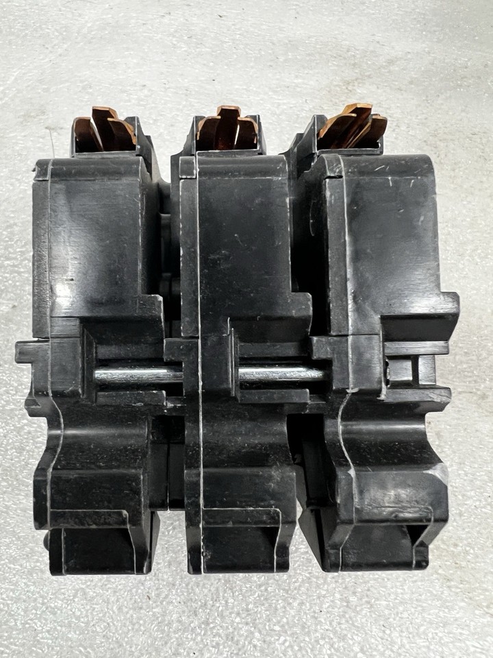 Federal Pacific FED 3P70 3 Pole 70 Amp 240V StabLoc Circuit Breaker | eBay