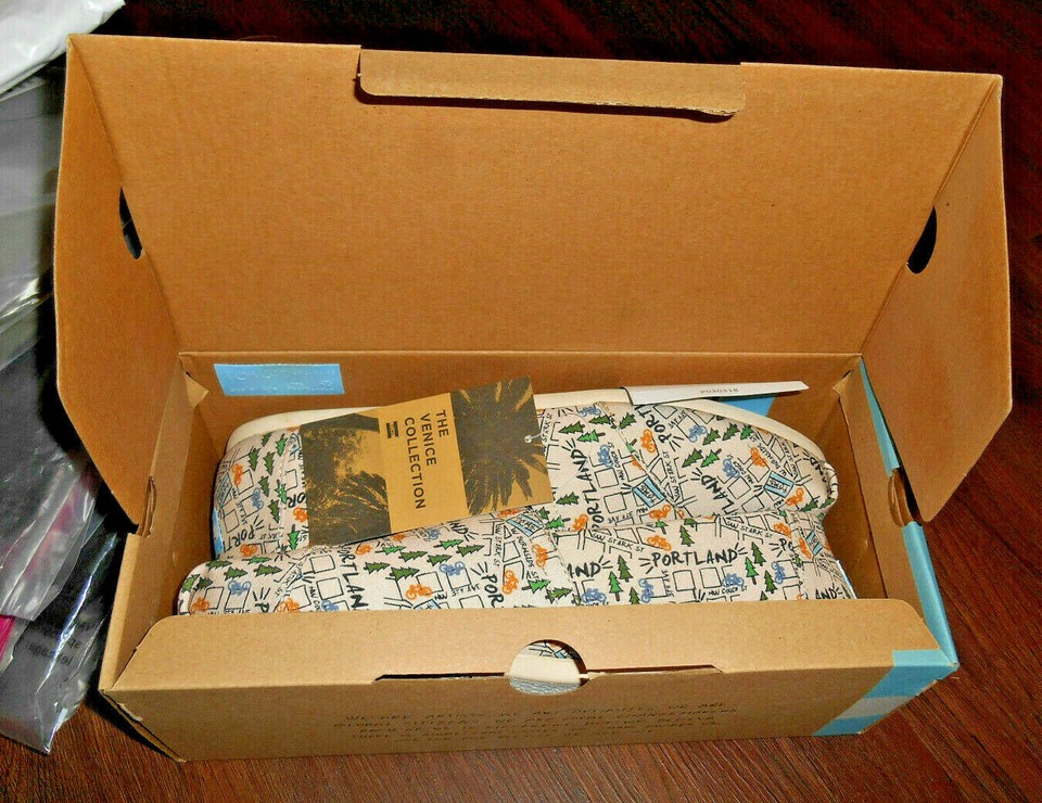NEW NIB Toms Portland Edition Canvas Slip On Sneakers US CITY MAP ...