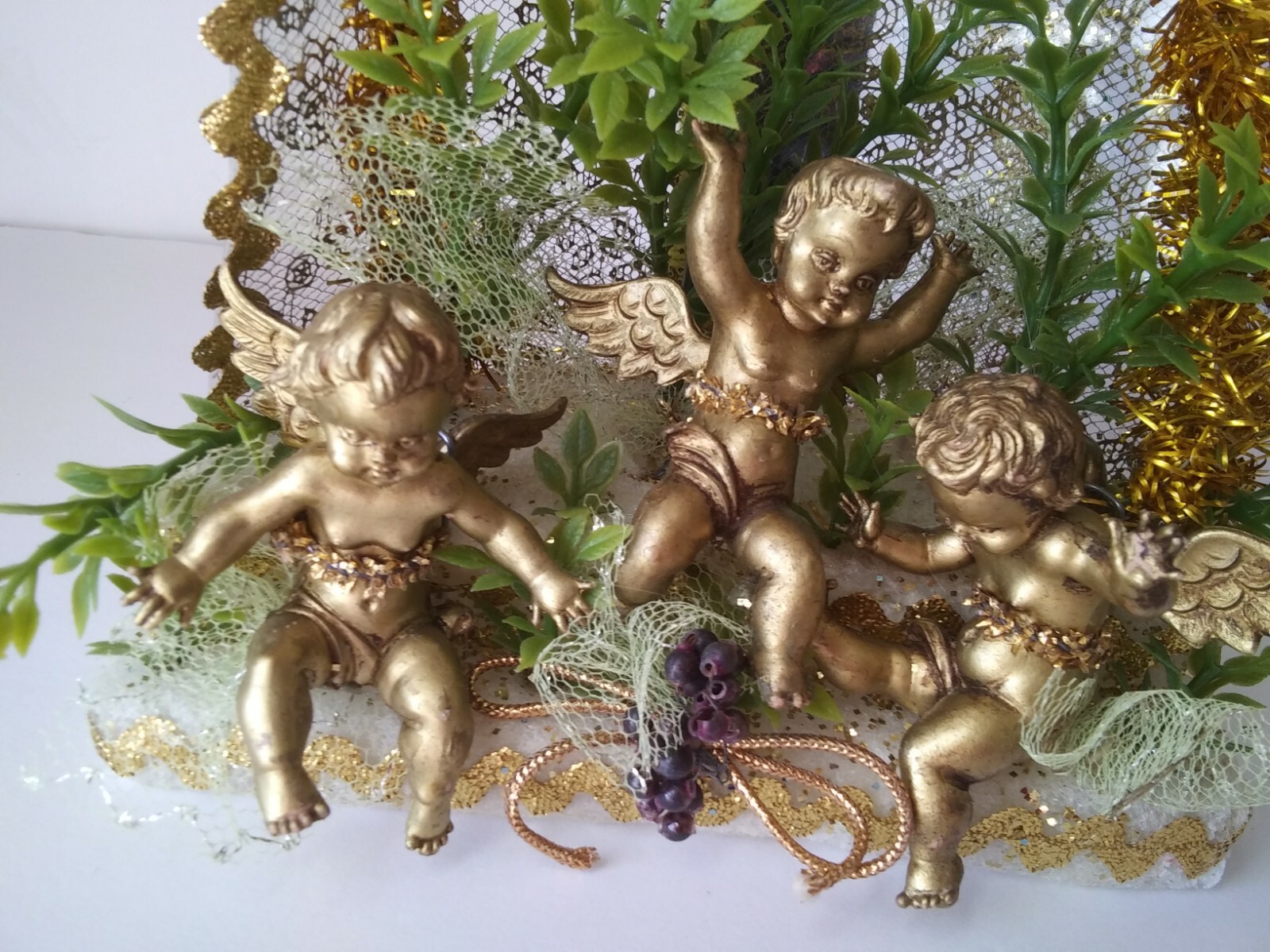 MCM Kitschy Christmas Cherub Angels Arched Display Handmade Gold Angels ...