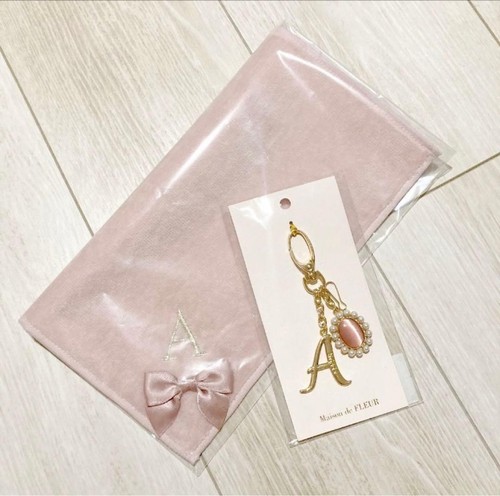 Maison de fleur♡New towel handkerchief keychain A initial set | eBay