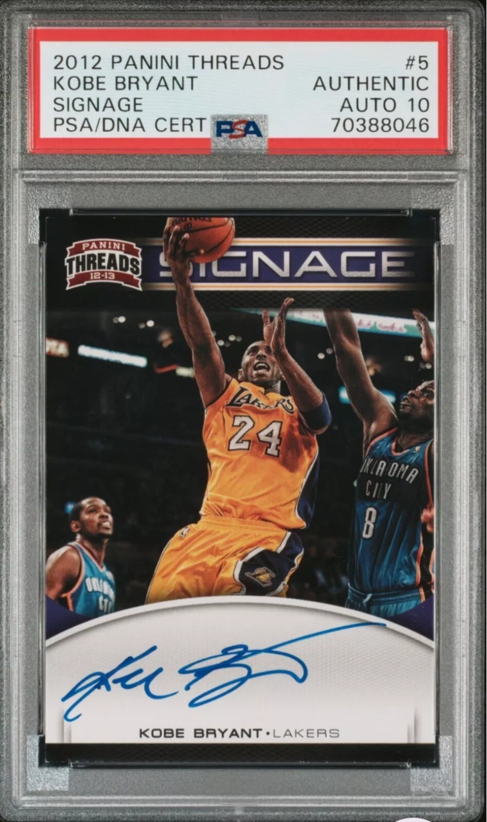 2012 PANINI THREADS SIGNAGE #5 KOBE BRYANT HOF POP 2 PSA AUTHENTIC DNA ...