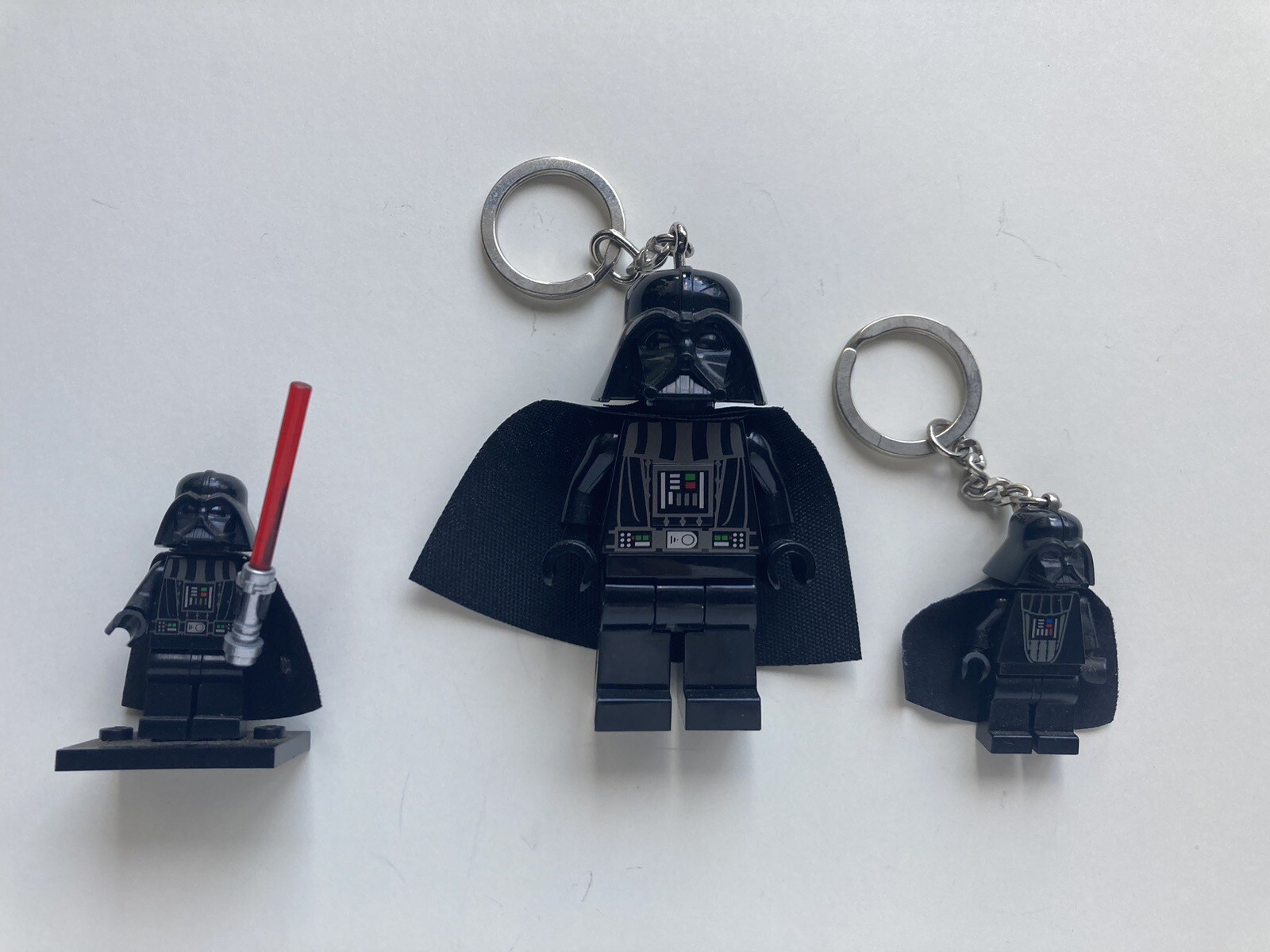 Lego Star Wars Minifigure Darth Vader & 2 Keychains Jumbo & Minifigure ...