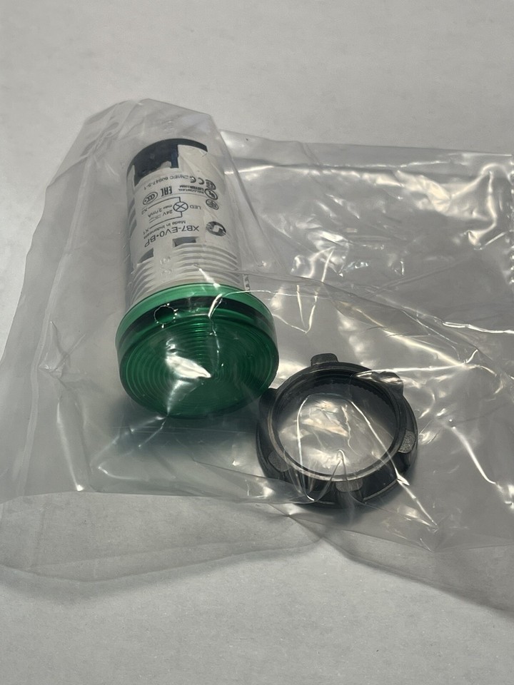 Schneider Electric, XB7-EV0-BP, Pilot Light, Green, 24VDC, 27mA ...