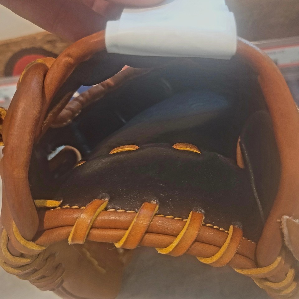 Pristine 11.75 Wilson A2000 EL3 Pro Stock - R ️T - Baseball Glove | eBay