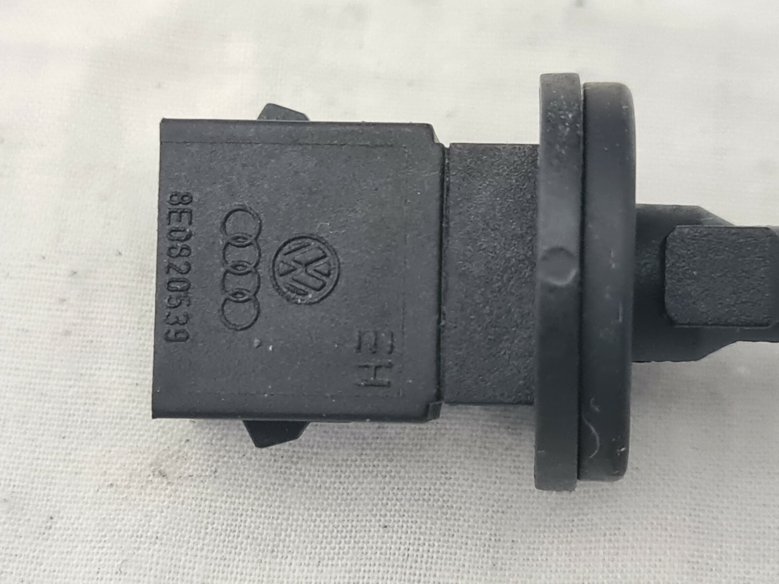 Audi A4 B7 8E 2.0 Sedan FSI Air Temperature Sensor 8E0820539 | eBay ...