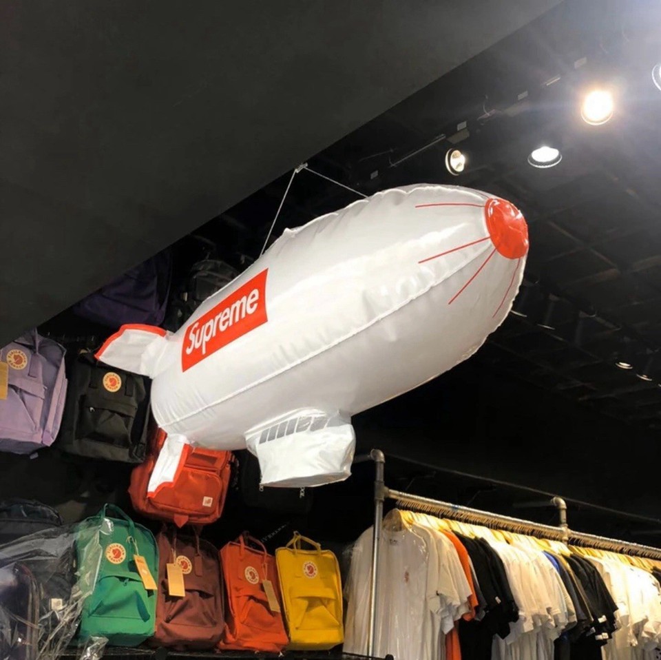 SUPREME INFLATABLE BLIMP FW17 2017 ACCESSORY RED WHITE BIG LOGO | eBay