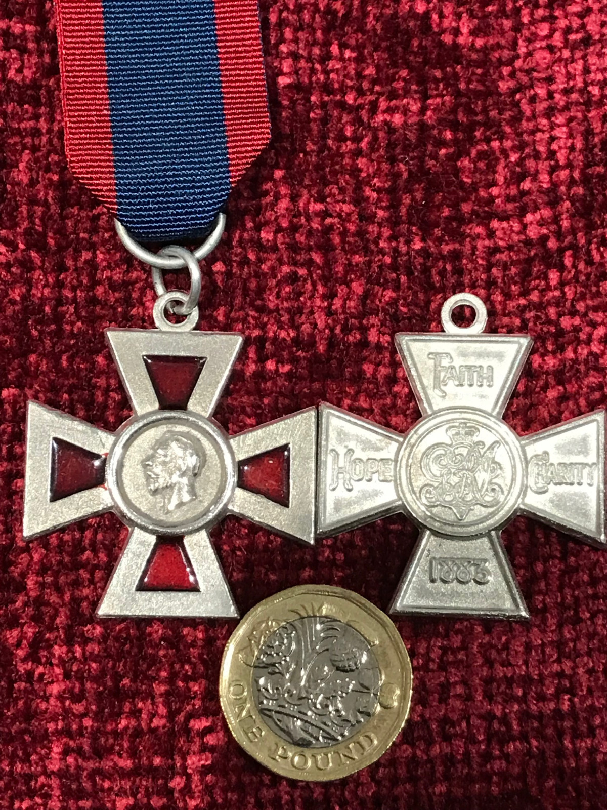 Replica Copy Full Size GV Royal Red Cross Class 2 Associate Royal Red ...