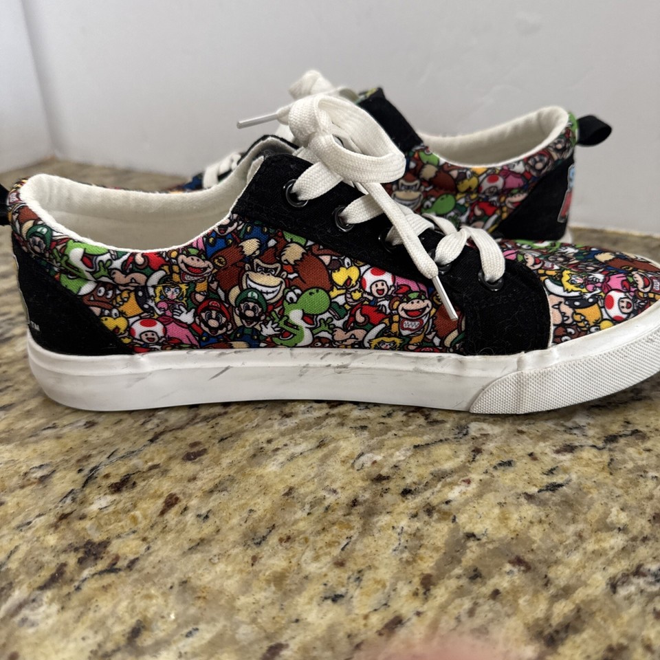 Super Mario Brothers Game Over Nintendo Youth Size 6 Ground Up Lace Up ...