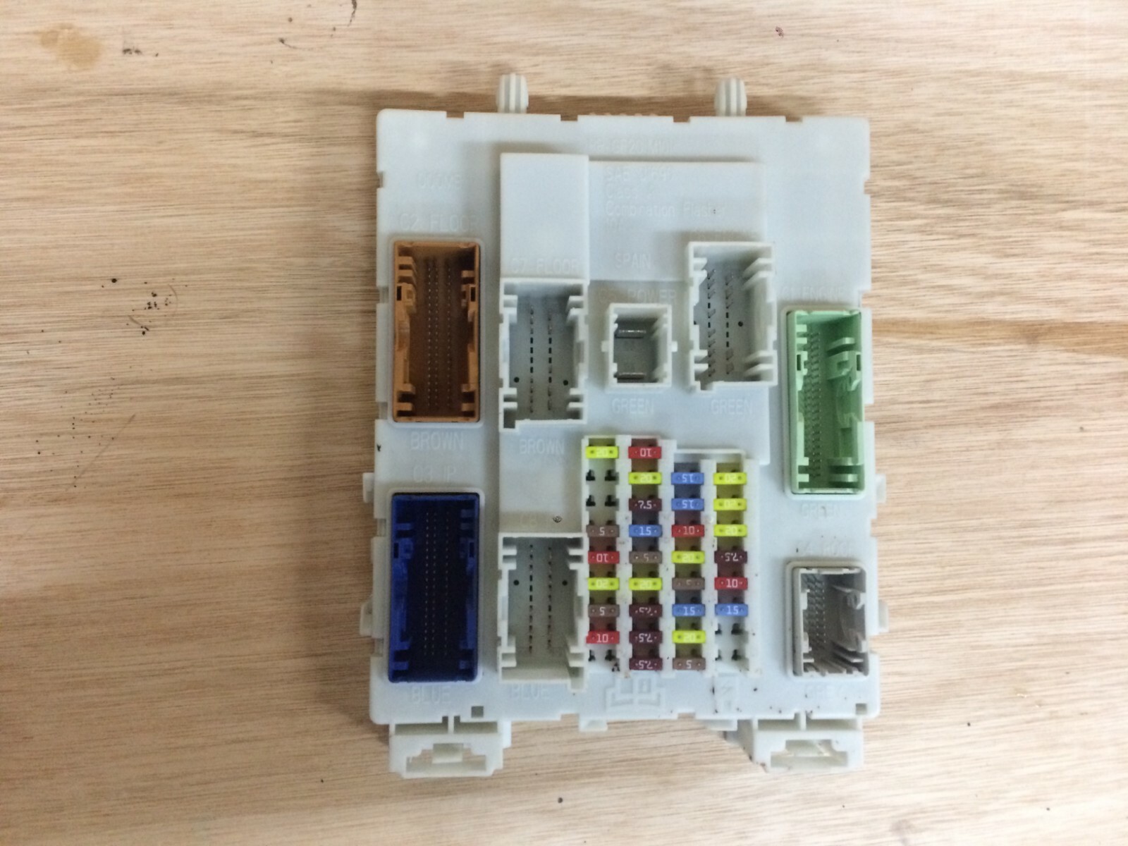 GENUINE FOCUS + C MAX + KUGA BODY CONTROL MODULE BCM INTERNAL FUSE BOX ...