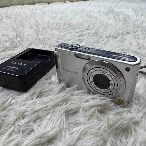 Panasonic DMC-FS3 Silver Compact Digital Camera with Leica Lens Battery ...