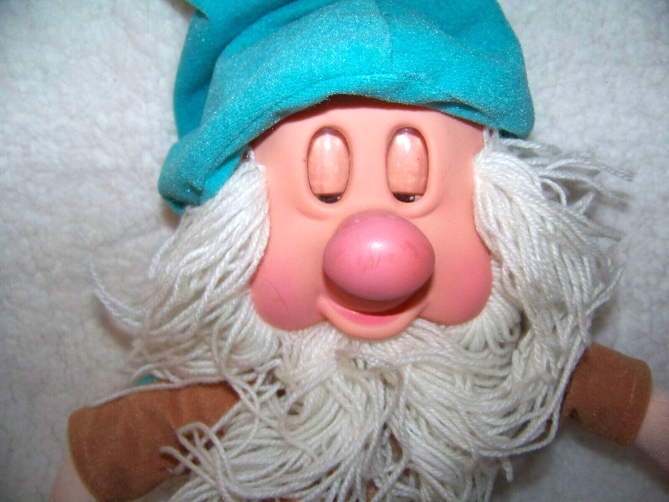 Vtg. Disney Mattel Snow White & The Seven Dwarfs SLEEPY Snoring Plush ...