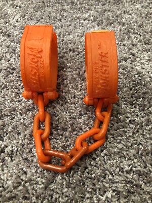 1986 My Pet Monster Cuffs-Shackles-Handcuffs For Yiplet, Yaplet, Rark ...