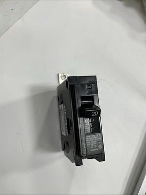 Siemens 20A B120 Circuit Breaker 120/240 V 10 Ka 10,000 783643263420 ...
