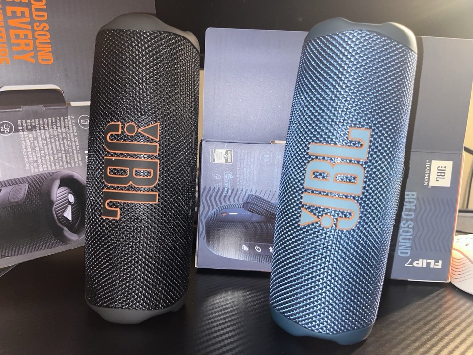 JBL Flip 7 Portable Bluetooth Waterproof Speaker Black Blue Cylinder ...