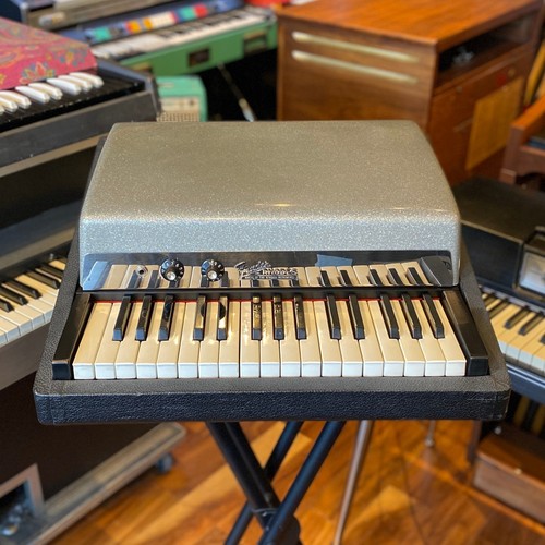 Fender Rhodes Piano Bass Vintage 32-Key Keyboard Sparkle Top Serviced c ...