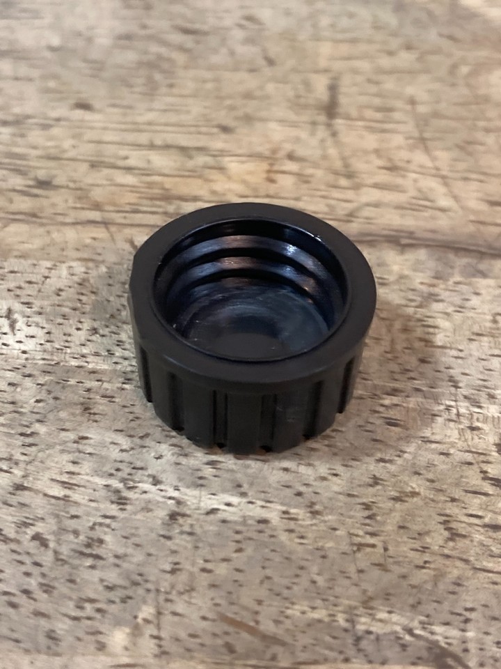 Rubbermaid Gott Gas Can- Vintage Vent Cap - for models; 1211 1216 1226 ...