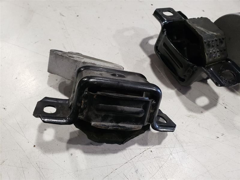 2008 Smart ForTwo - Right And Left Motor Engine Mount Set - OEM ...