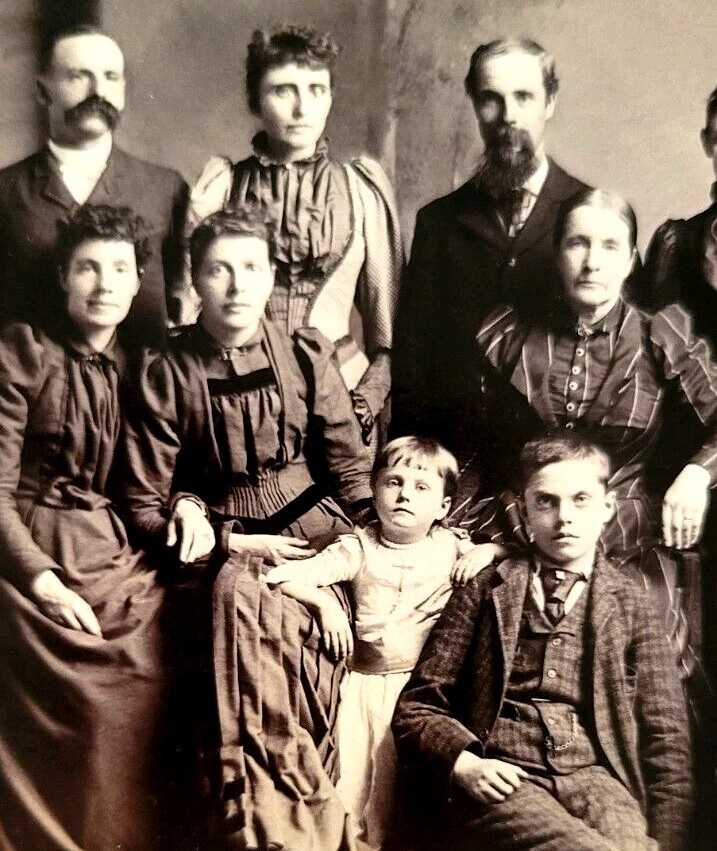 NY Generations Family 1800s Grandparents Women Men Children Cabinet ...